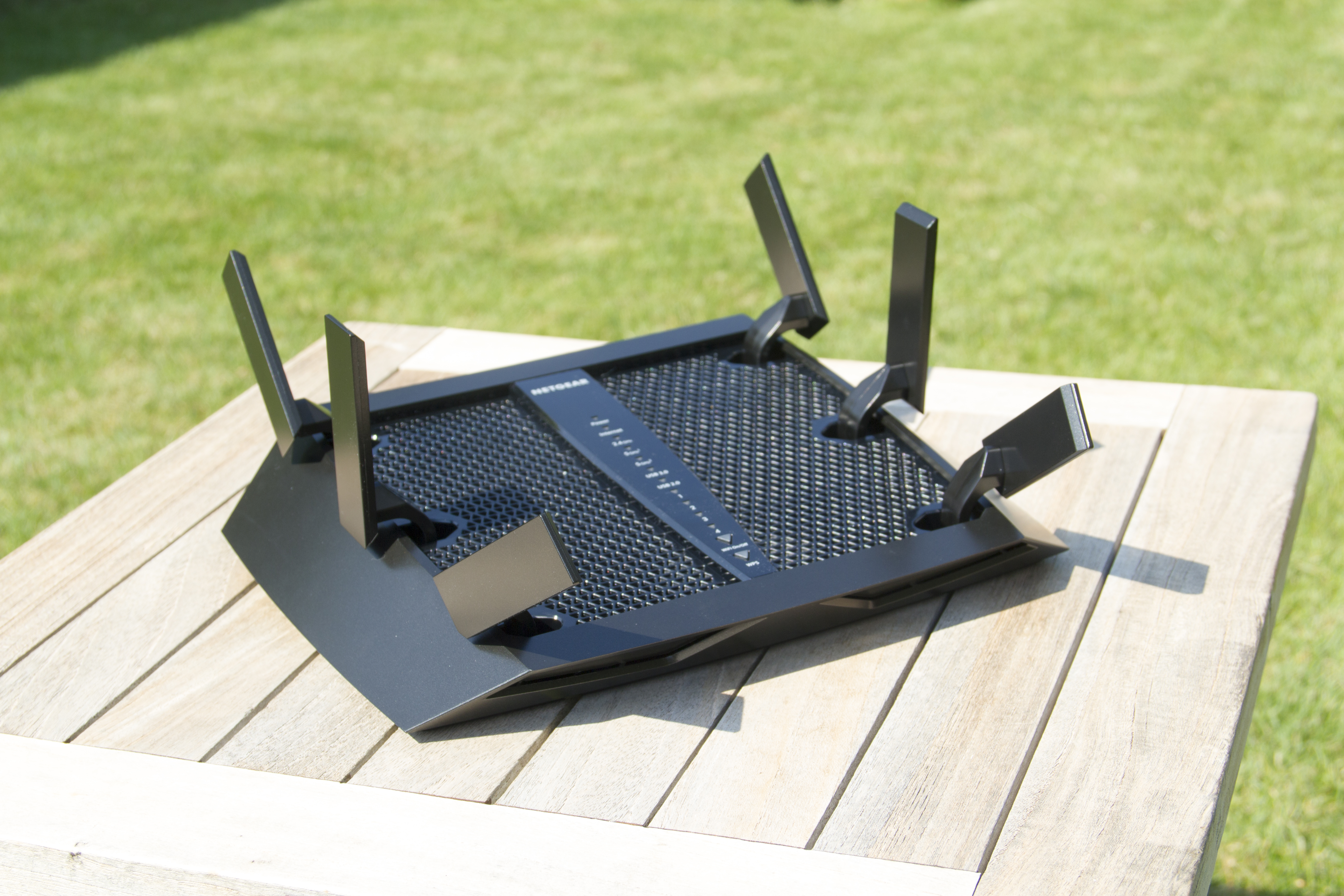 Netgear Nighthawk X6: Stealth-Router im Test | Netzleben
